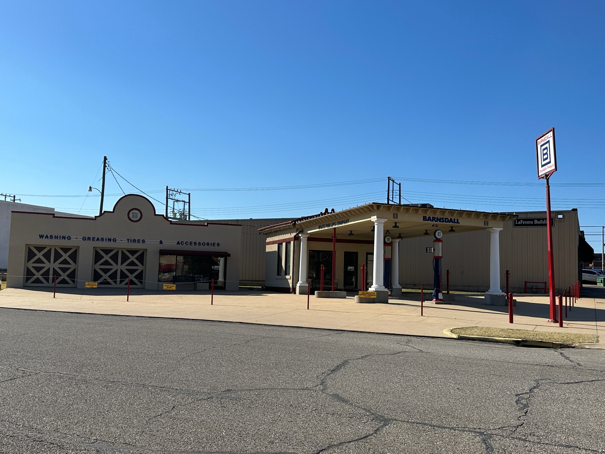 Waite Phillips-Barnsdall Filling Station Museum: Sapulpa, OK – The ...
